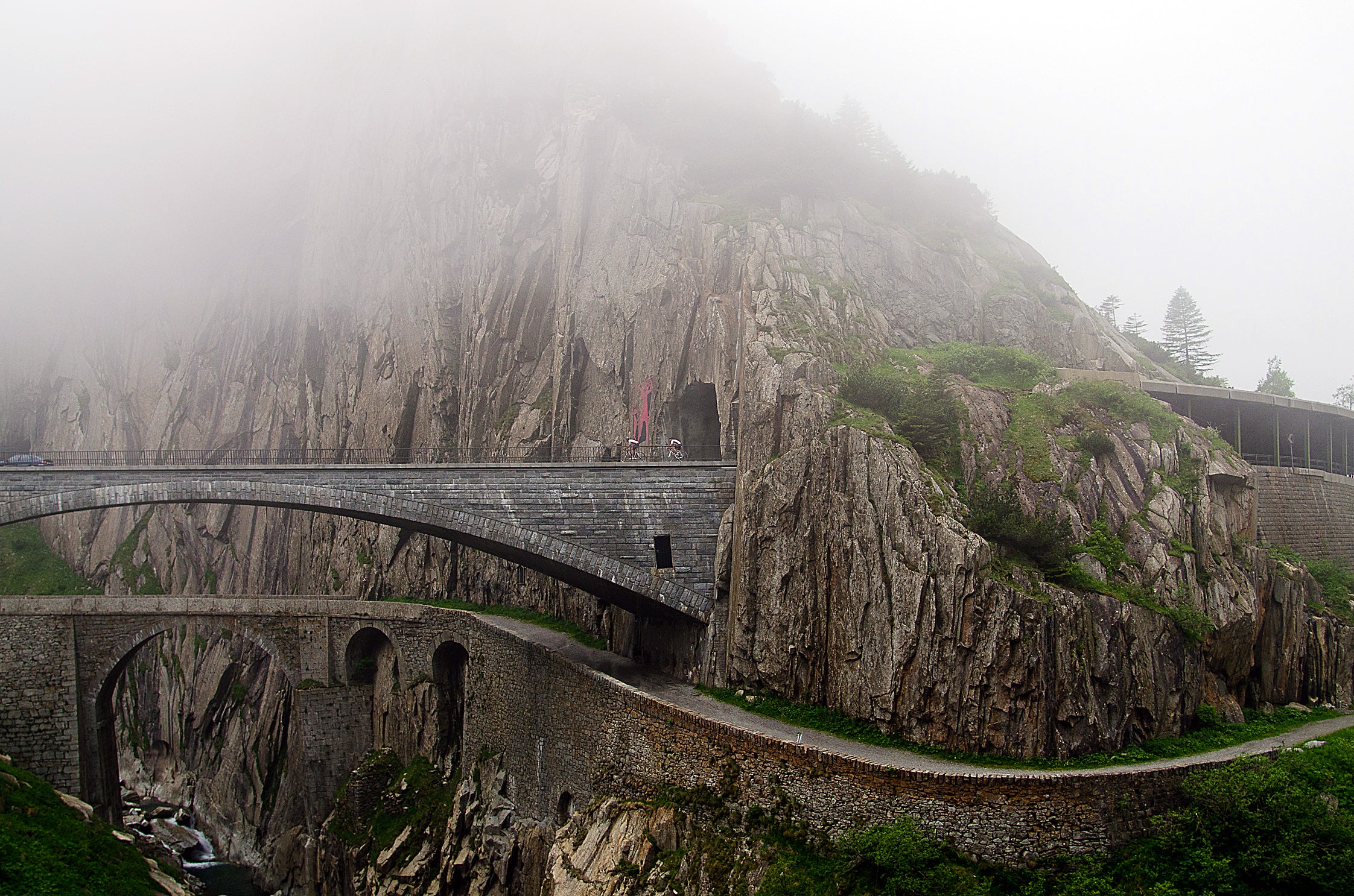 Swiss Side`s AERO climbing wheel collection