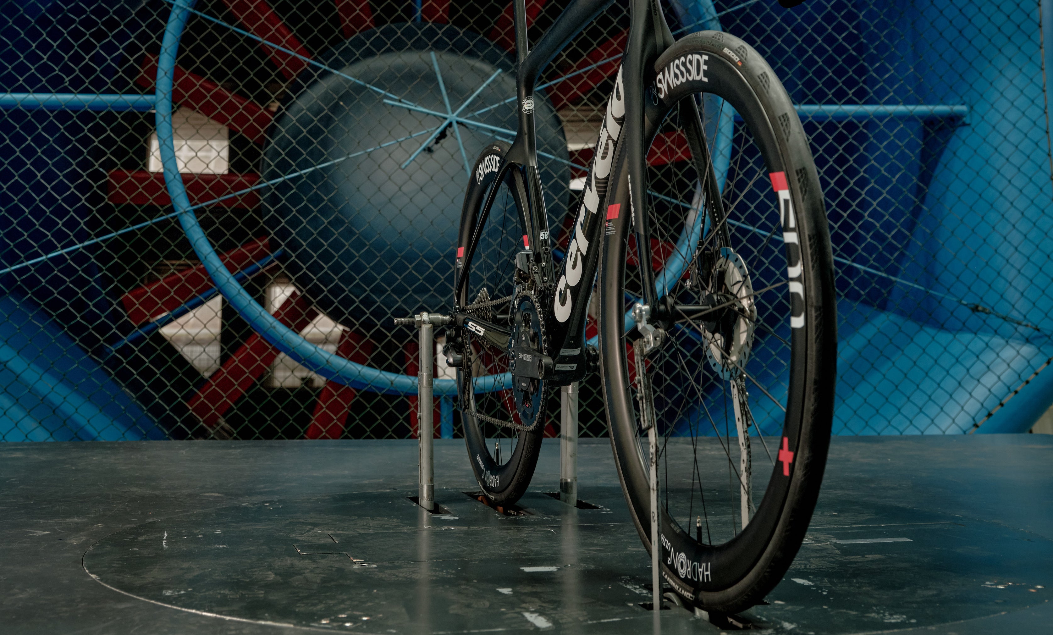 Aero Top Tyre Choice – Swiss Side