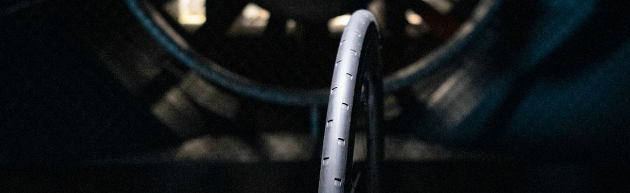 Continental AERO 111 Tire – Swiss Side